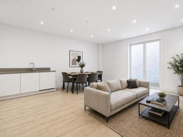 2 bedroom apartment to rent