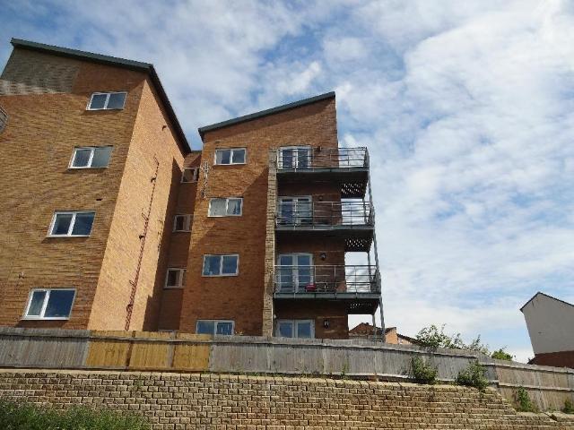 2 bedroom apartment to rent