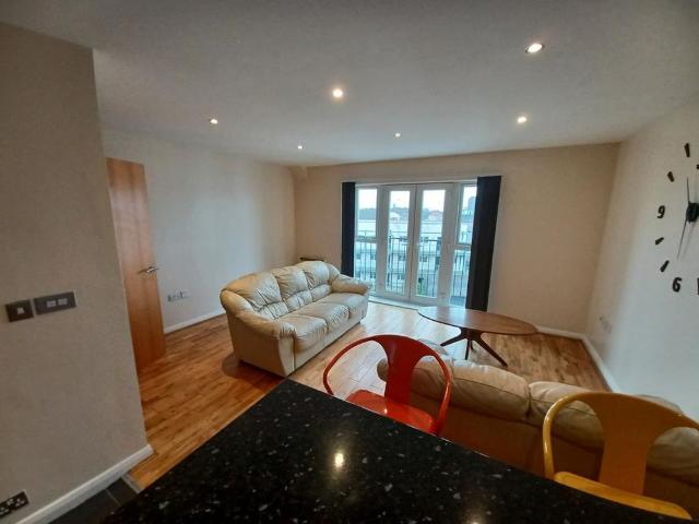 2 bedroom apartment to rent