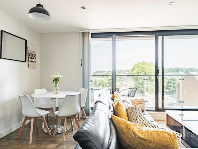 2 bedroom apartment to rent