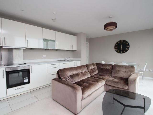 2 bedroom apartment to rent