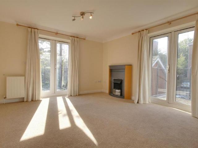2 bedroom apartment to rent