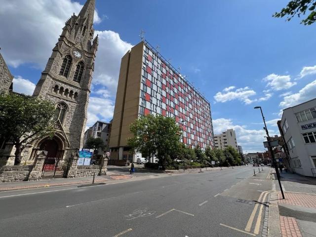 2 bedroom apartment to rent