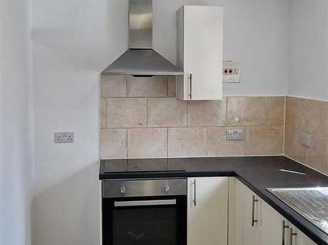 2 bedroom apartment to rent