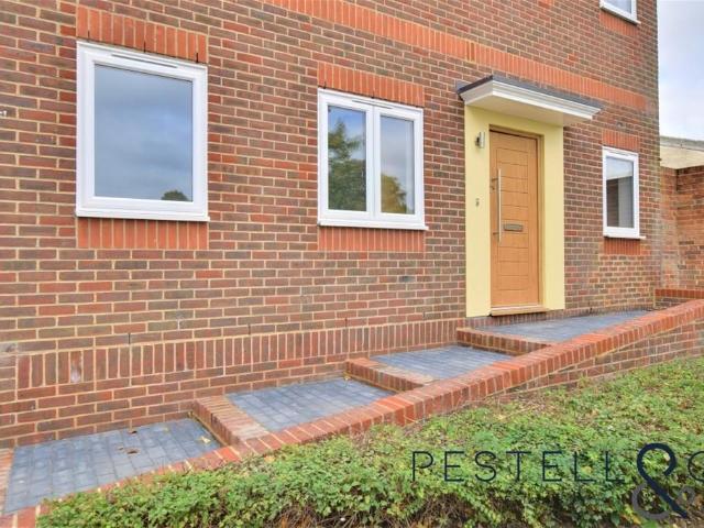 2 bedroom apartment to rent