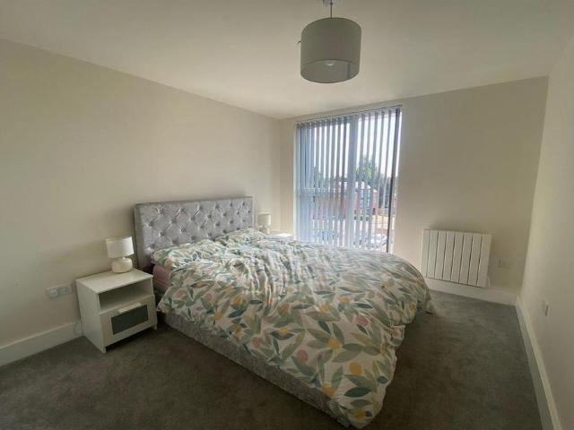 2 bedroom apartment to rent