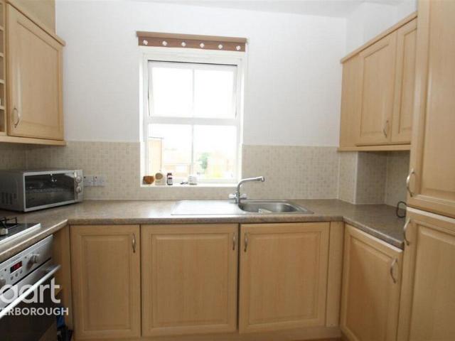 2 bedroom apartment to rent