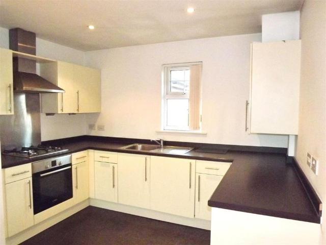2 bedroom apartment to rent
