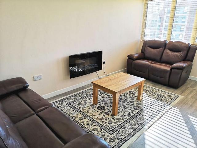 2 bedroom apartment to rent