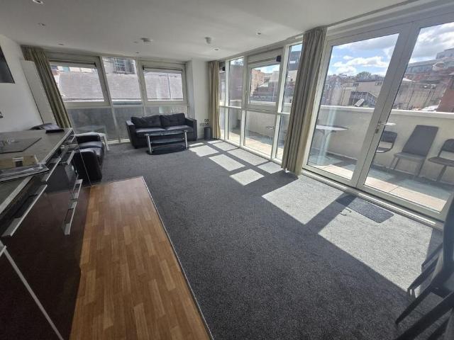 2 bedroom apartment to rent