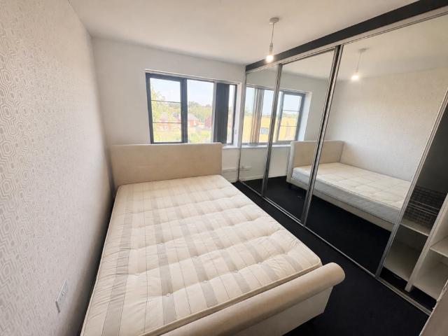 2 bedroom apartment to rent