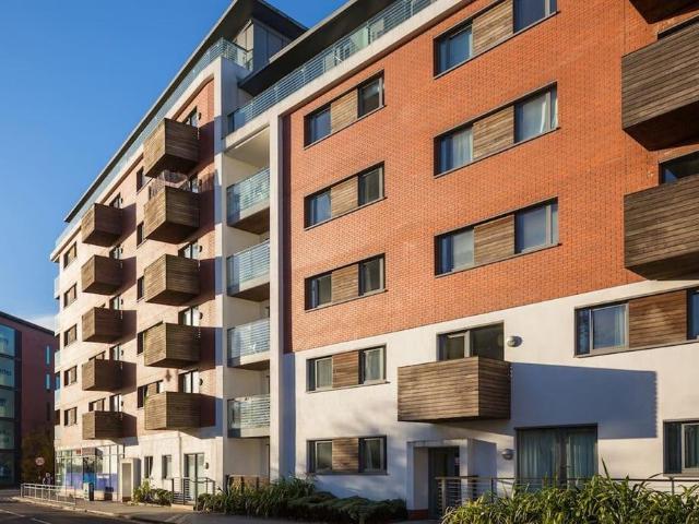 2 bedroom apartment to rent