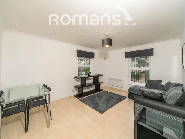 2 bedroom apartment to rent