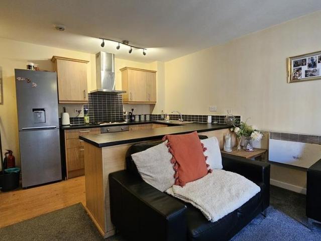 2 bedroom apartment to rent