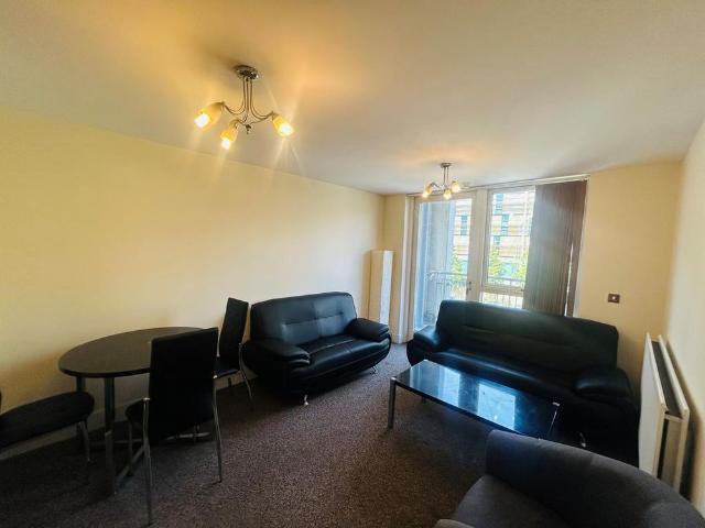 2 bedroom apartment to rent