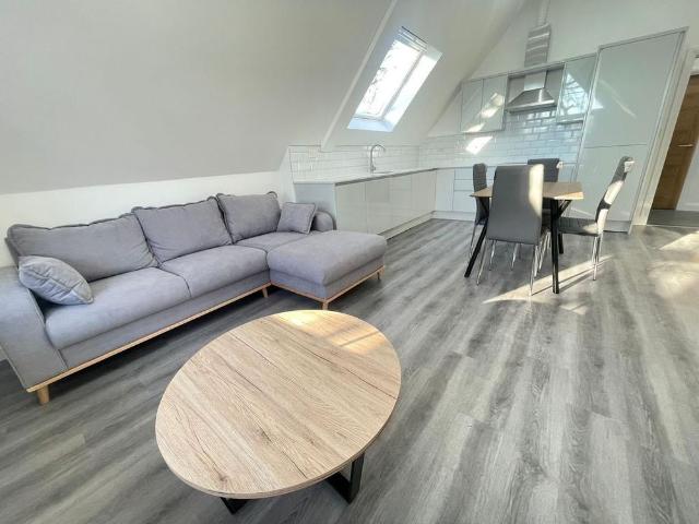 2 bedroom apartment to rent