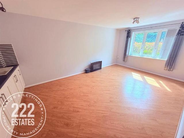 2 bedroom apartment to rent