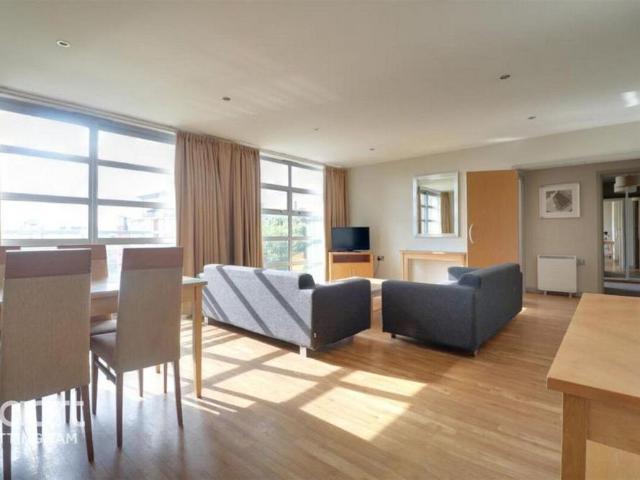 2 bedroom apartment to rent