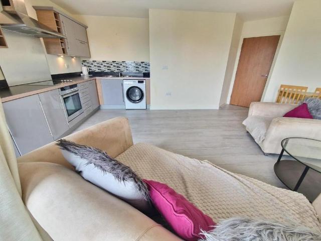 2 bedroom apartment to rent
