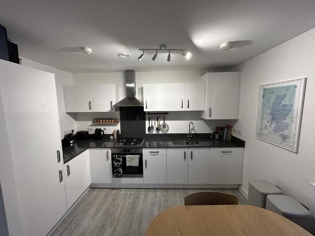 2 bedroom apartment to rent