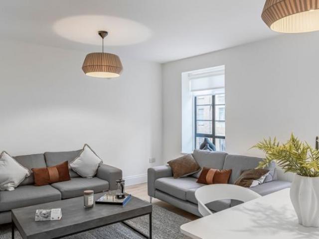 2 bedroom apartment to rent