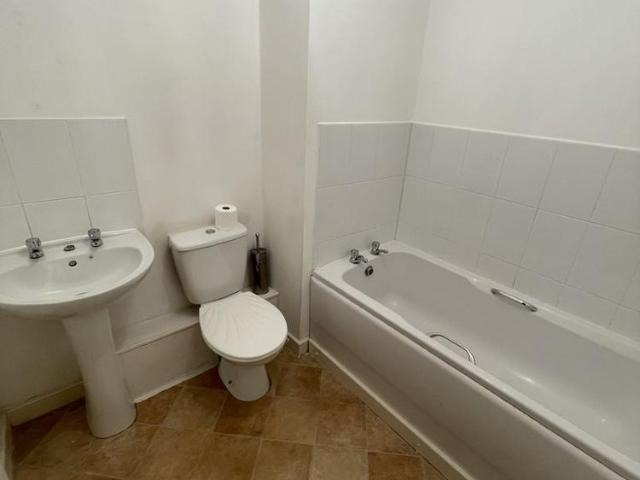 2 bedroom apartment to rent