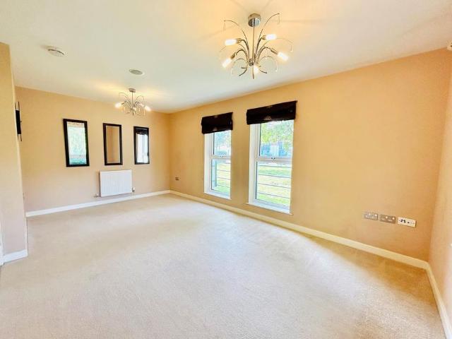 2 bedroom apartment to rent