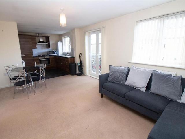 2 bedroom apartment to rent