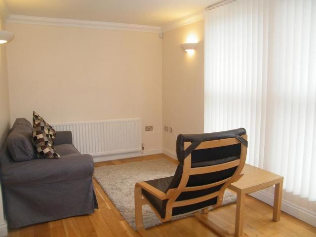2 bedroom apartment to rent