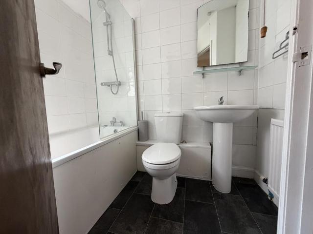 2 bedroom apartment to rent
