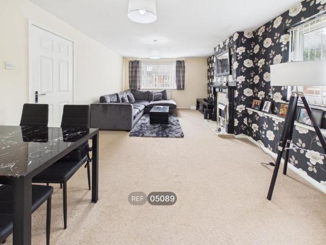2 bedroom apartment to rent