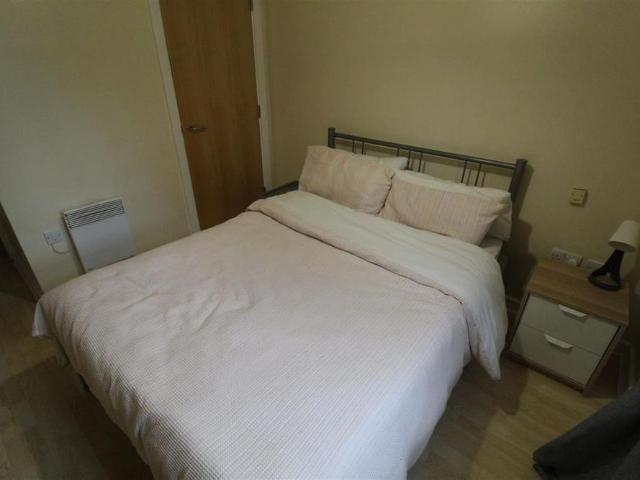 2 bedroom apartment to rent