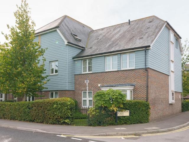 2 bedroom apartment to rent