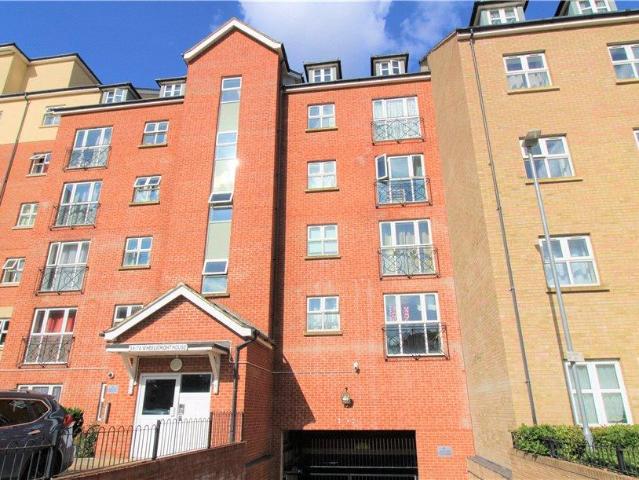 2 bedroom apartment to rent