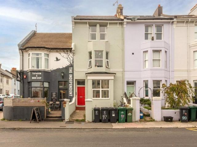 2 bedroom apartment to rent