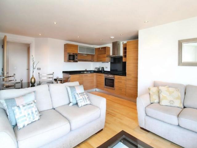 2 bedroom apartment to rent