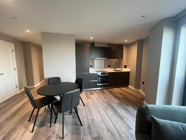2 bedroom apartment to rent