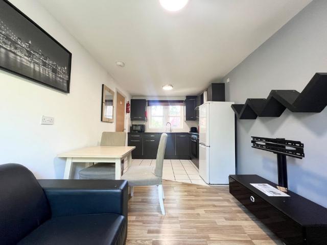 2 bedroom apartment to rent