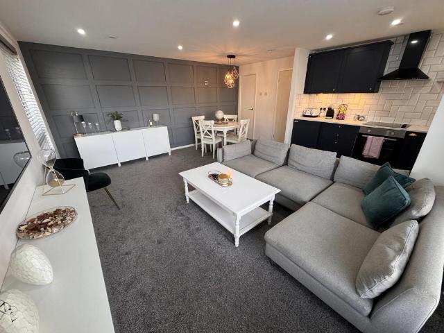2 bedroom apartment to rent