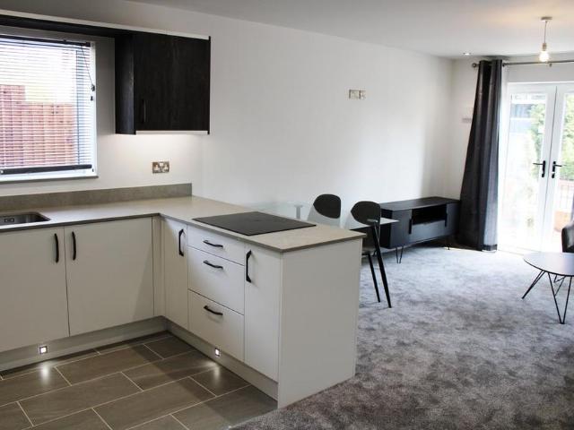 2 bedroom apartment to rent