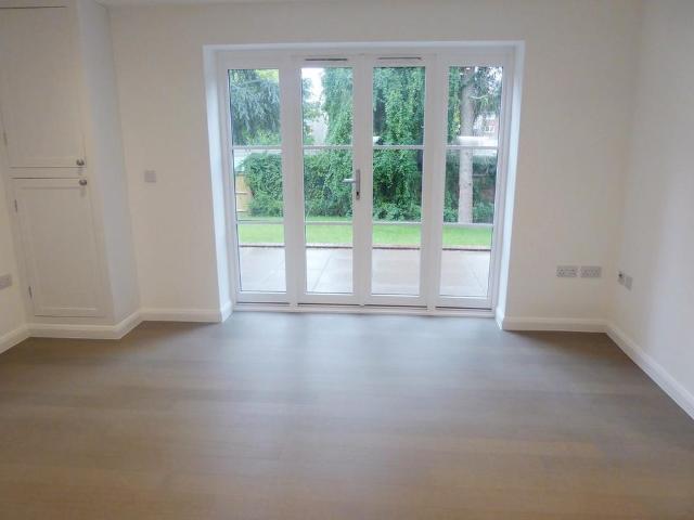 2 bedroom apartment to rent