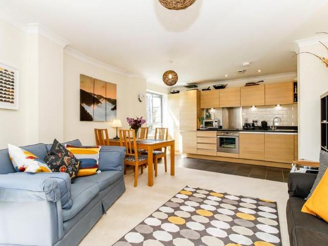 2 bedroom apartment to rent
