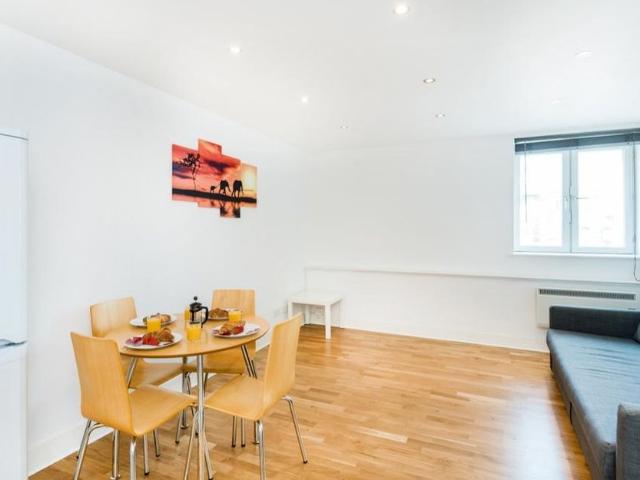 2 bedroom apartment to rent