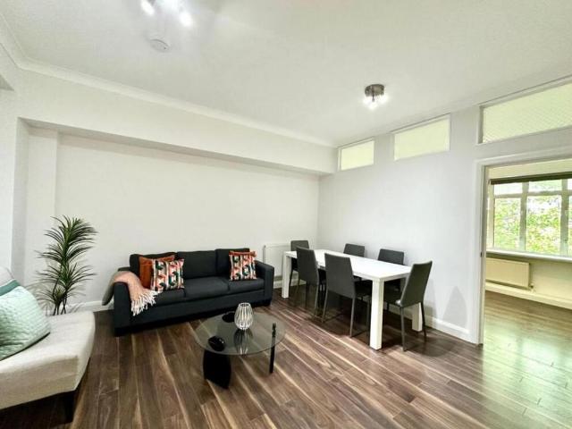 2 bedroom apartment to rent