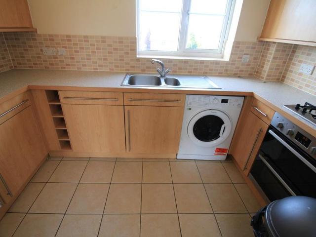 2 bedroom apartment to rent