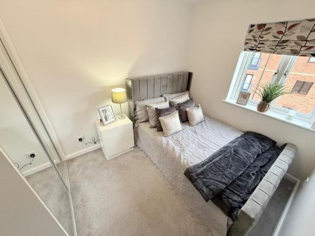 2 bedroom apartment to rent