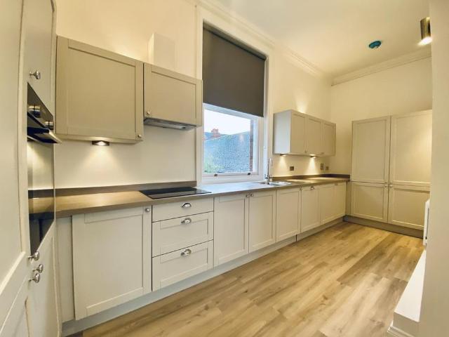 2 bedroom apartment to rent