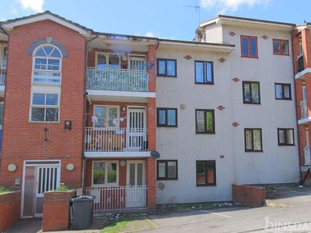 2 bedroom apartment to rent
