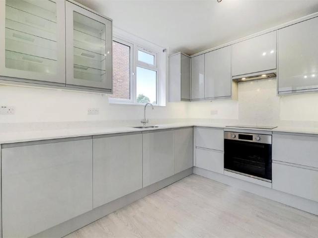 2 bedroom apartment to rent