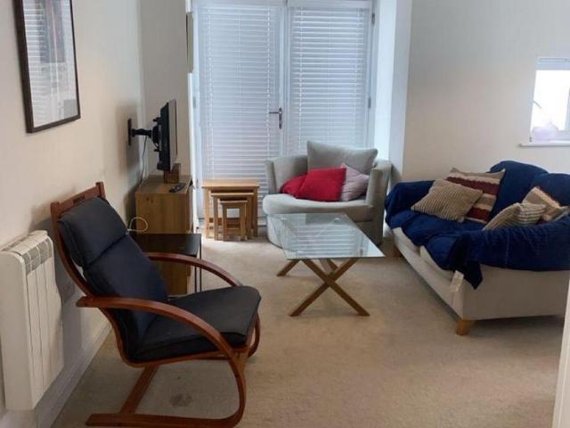 2 bedroom apartment to rent
